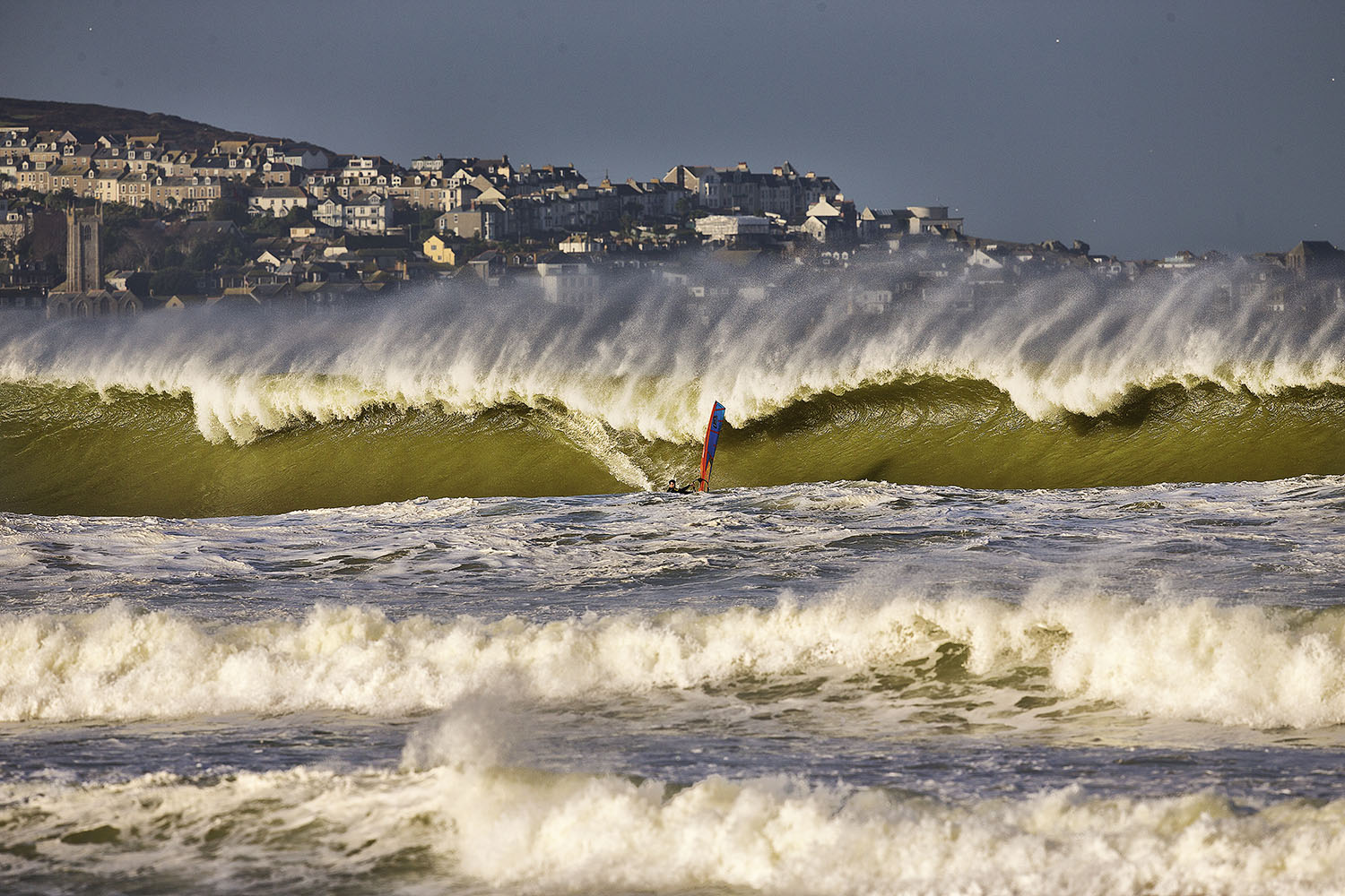 Windsurf Magazine WINTER STORM HERCULES - CODE BLACK | Windsurf Magazine