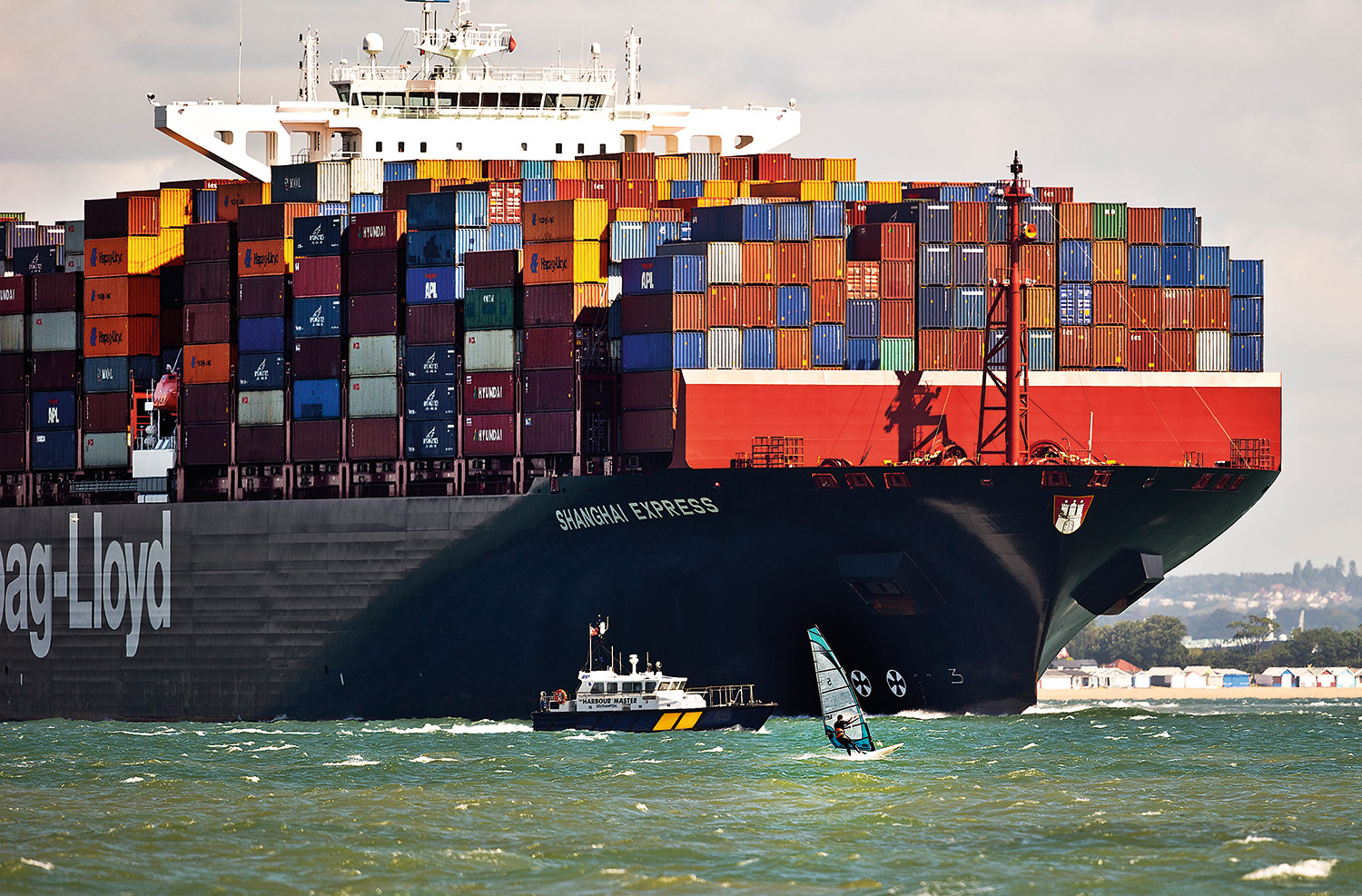 Windsurf Magazine PIRATES OF THE SOLENT! - THE CURSE OF THE MARCO POLO…