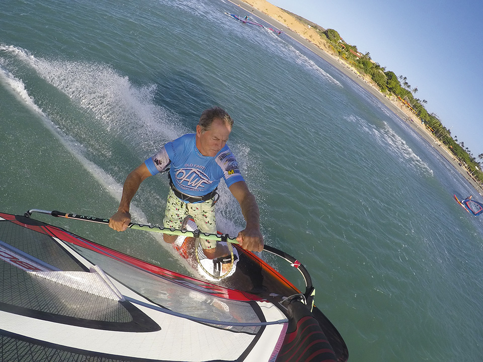Windsurf MagazinePETER HART - STRONG WIND TECHNIQUES | Windsurf Magazine