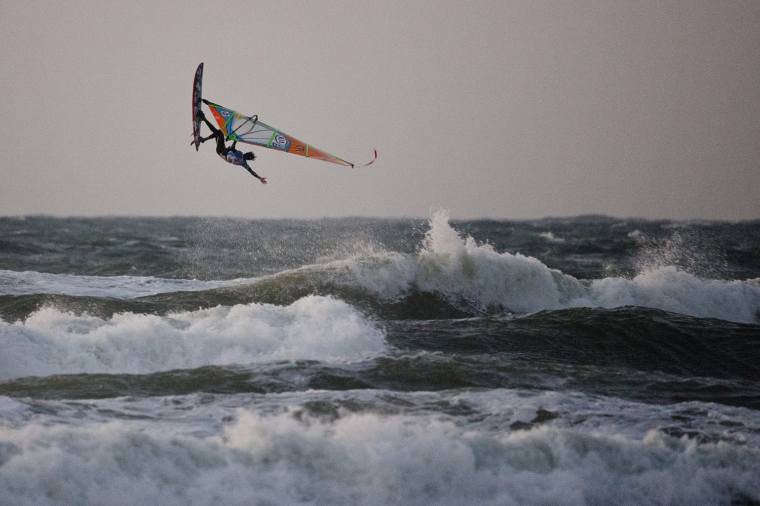 Windsurf MagazineCOLD HAWAII 2015 | Windsurf Magazine