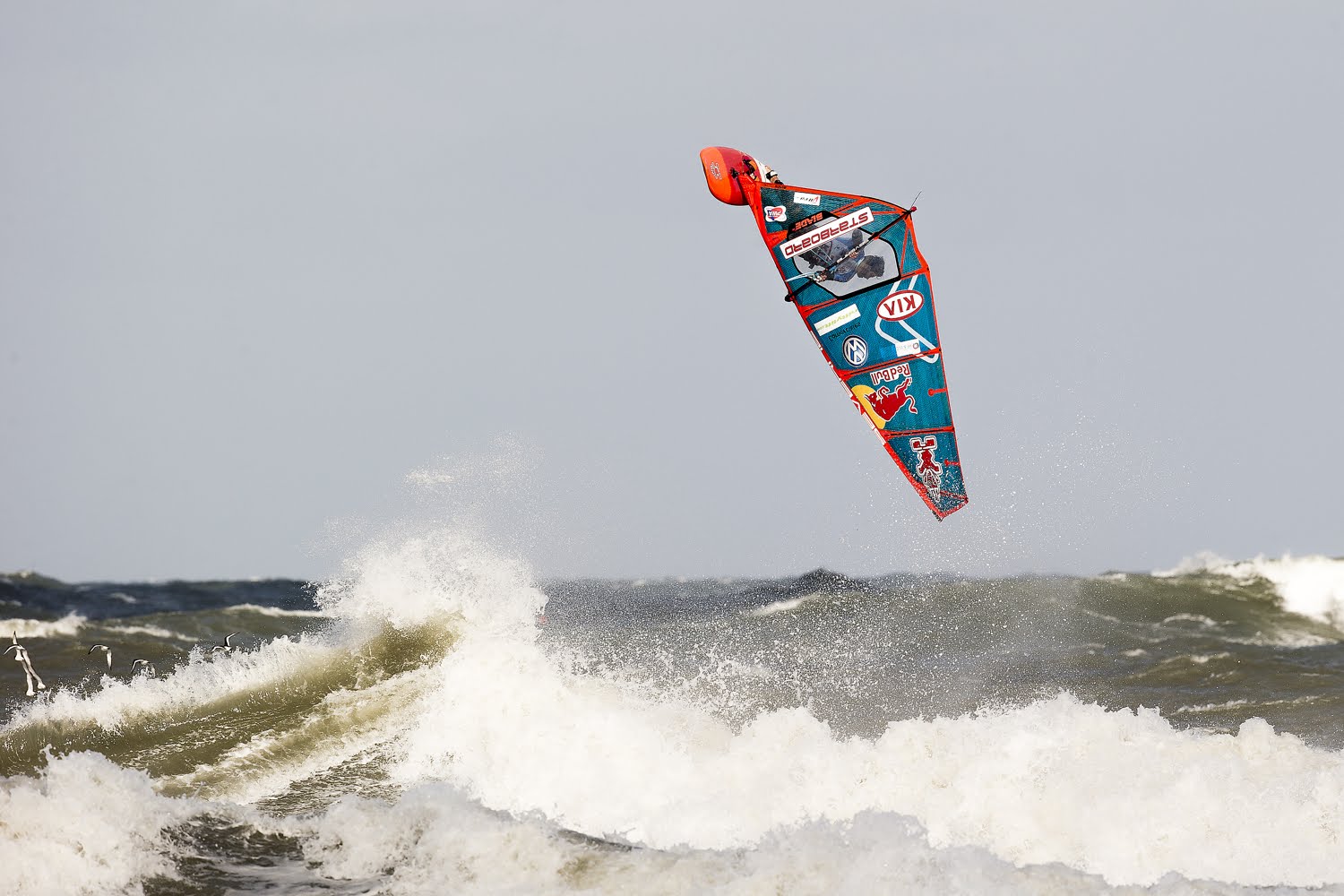 Windsurf MagazineCOLD HAWAII 2016 WRAP VIDEO | Windsurf Magazine