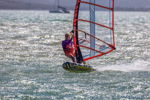 Windsurf MagazineRRD AIRWINDSURF FREERIDE BOARD & RIG | Windsurf Magazine