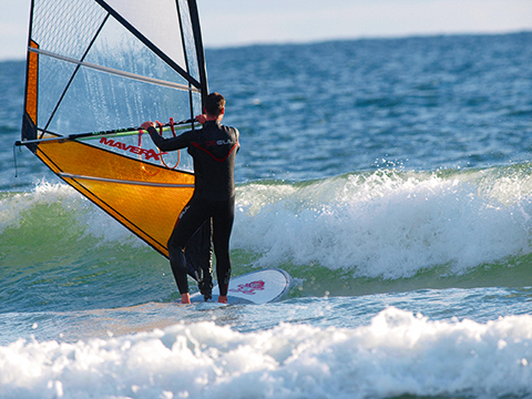 Windsurf MagazinePETER HART - BESIDE THE SEASIDE