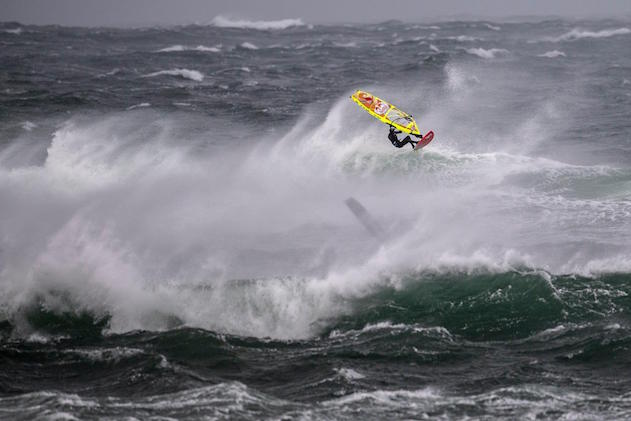 Windsurf MagazineRED BULL STORM CHASE 2019 TOP 5 WAVE RIDES