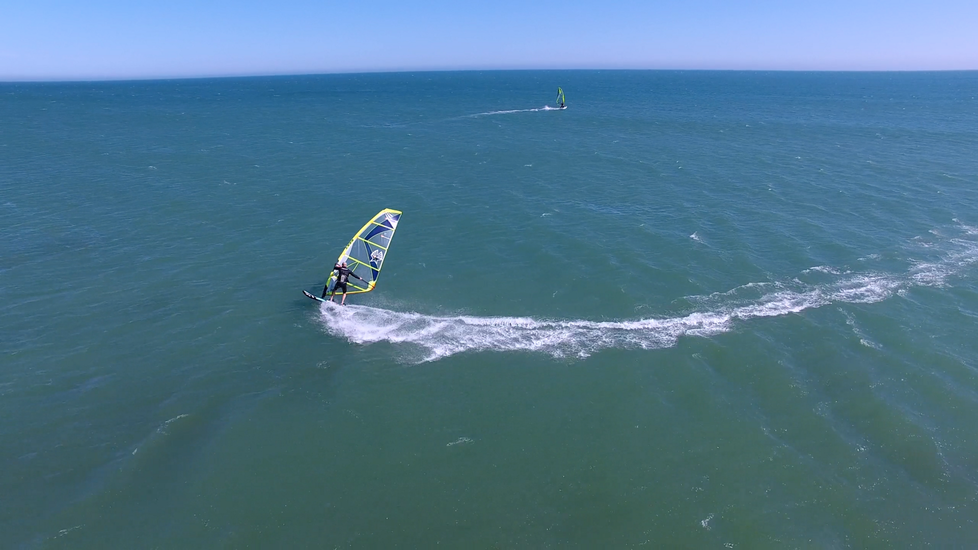 Windsurf MagazineCARVE GYBE TIPS PART 2 | JEM HALL | Windsurf Magazine