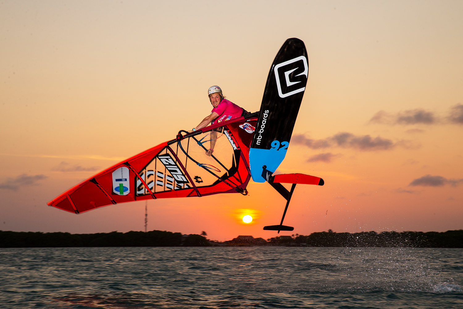 Windsurf MagazineBALZ MÜLLER | RADICULO