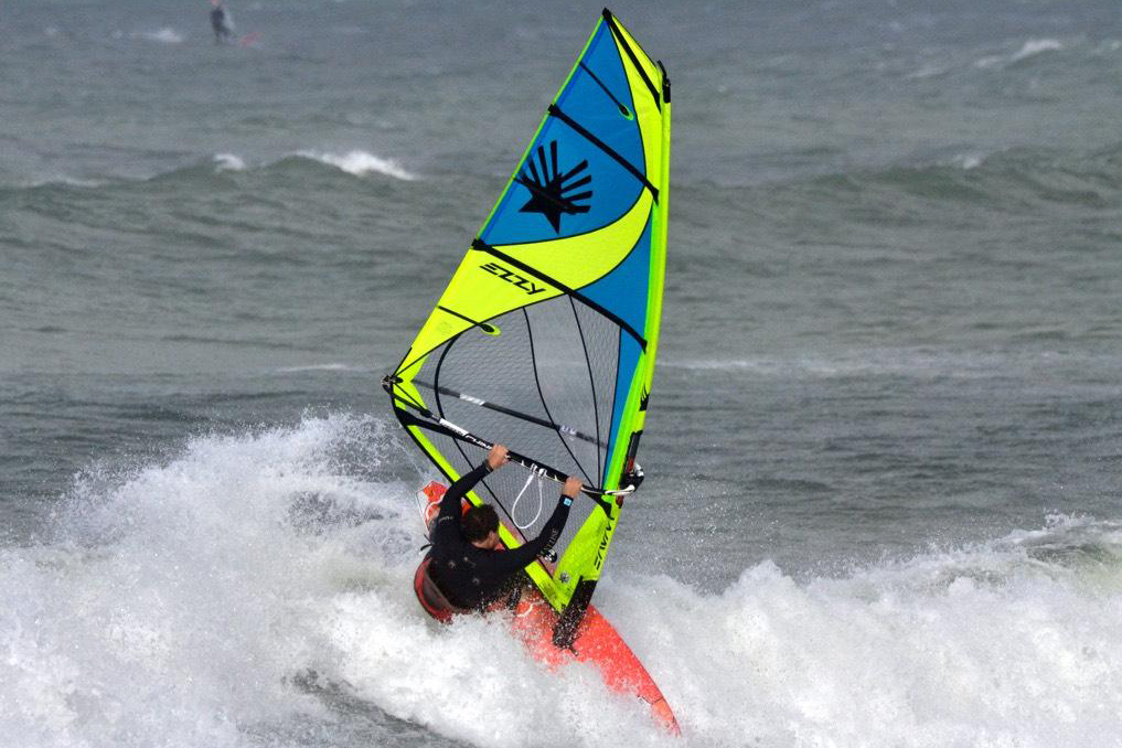 Windsurf MagazineEZZY WAVE 5.0 2021 TEST REVIEW