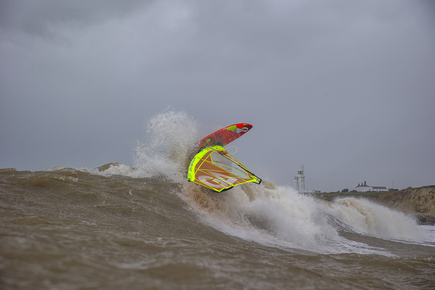 Windsurf MagazineANGLE OF ATTACK: CROSS-ONSHORE TECHNIQUE | Windsurf ...