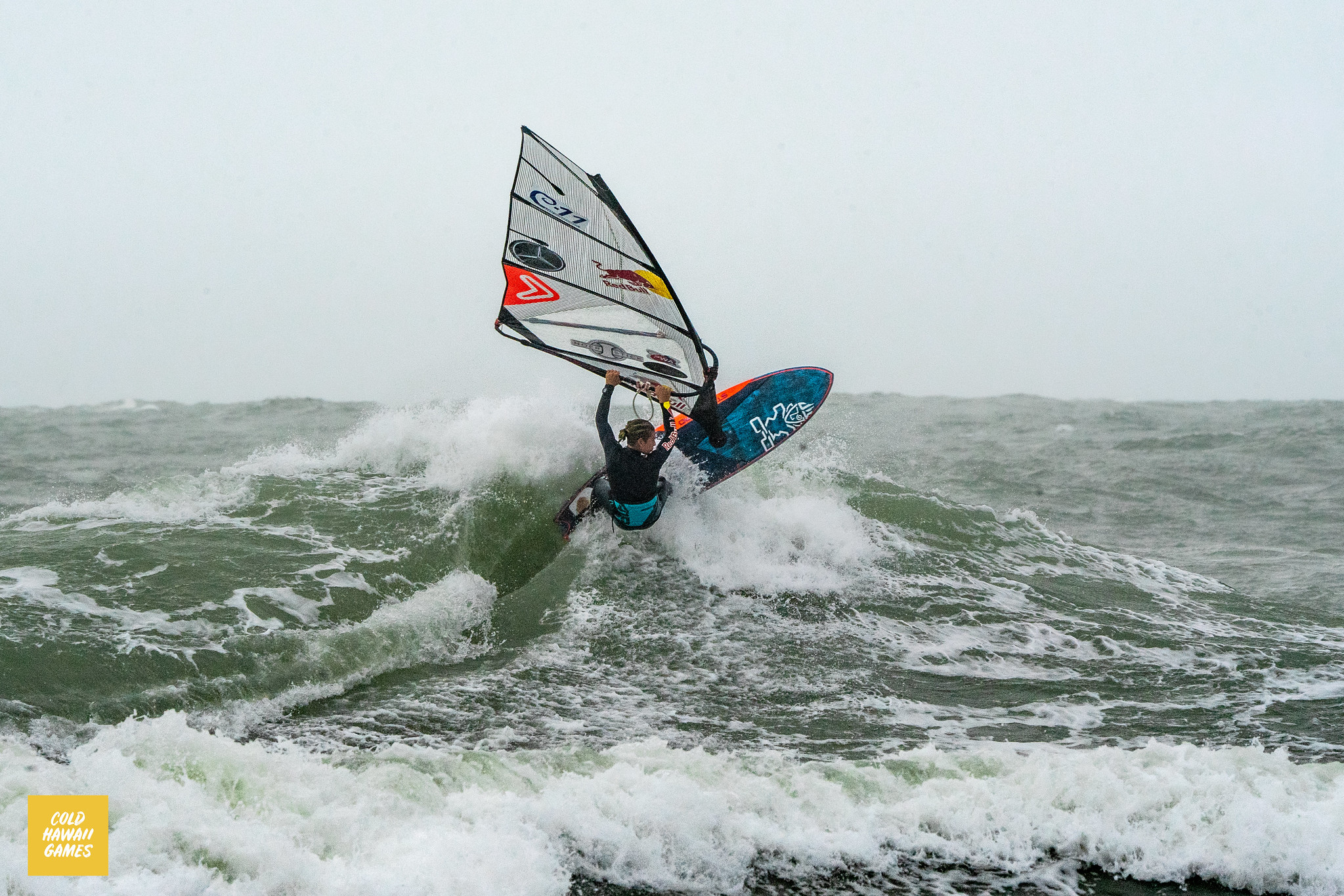 Windsurf MagazineNOERSTICK COLD HAWAII PWA YOUTH WINDSURF WAVE WORLD ...