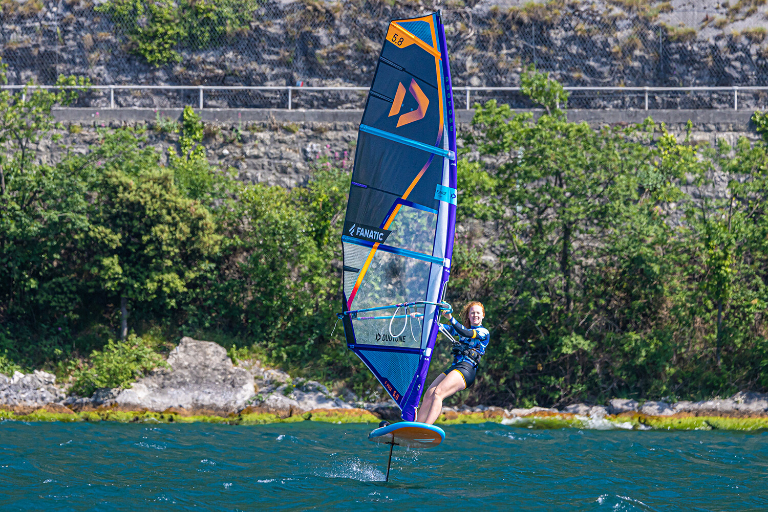 Windsurf MagazineSARAH JACKSON: FOIL GARDA