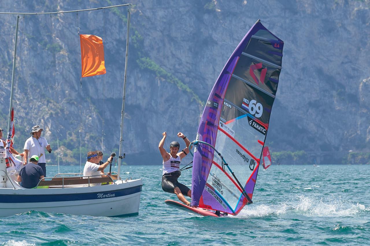 Windsurf Magazine OnlineRRD ONE HOUR CLASSIC
