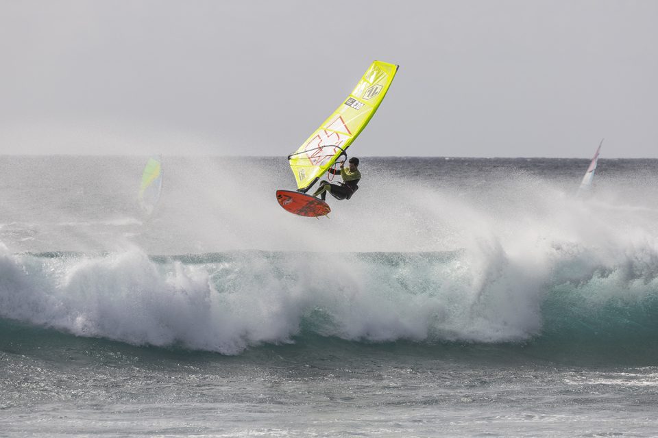 Windsurf MagazineALEX MUSSOLINI - FLYING HIGH