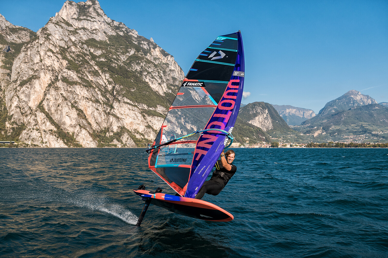 Windsurf MagazineNEW FANATIC FALCON SLALOM AND FOIL ROCKETS RELEASE ...