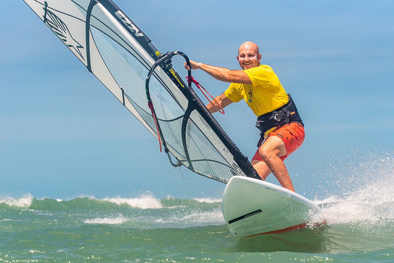 Windsurf MagazineJEM HALL: BETTER GYBING