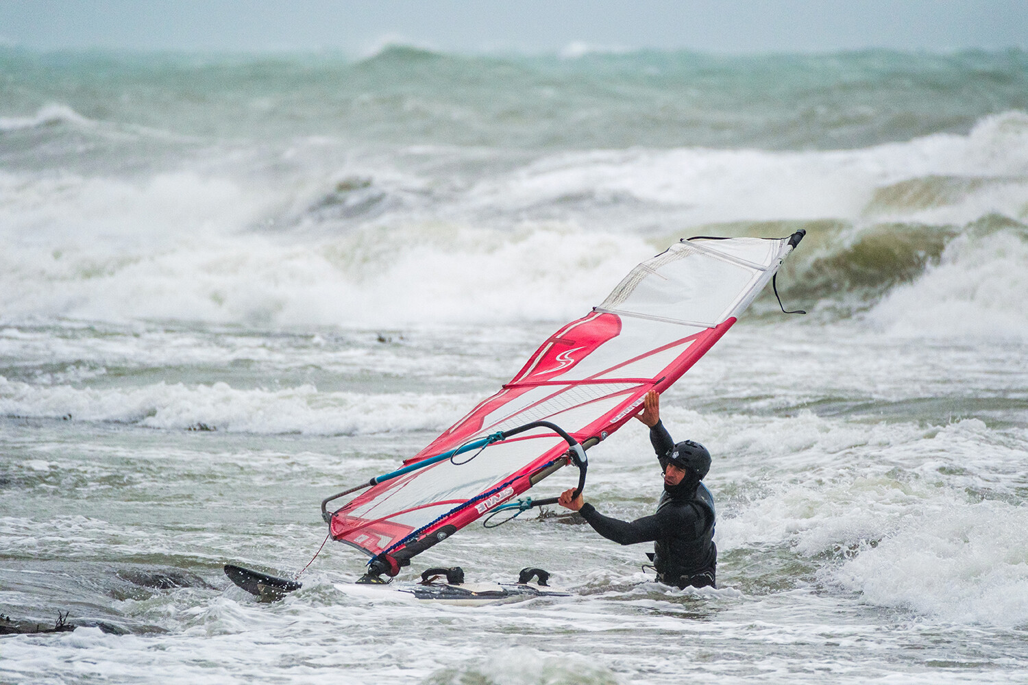 Windsurf MagazineWindsurfers enjoying the yellow weather warning issued ...
