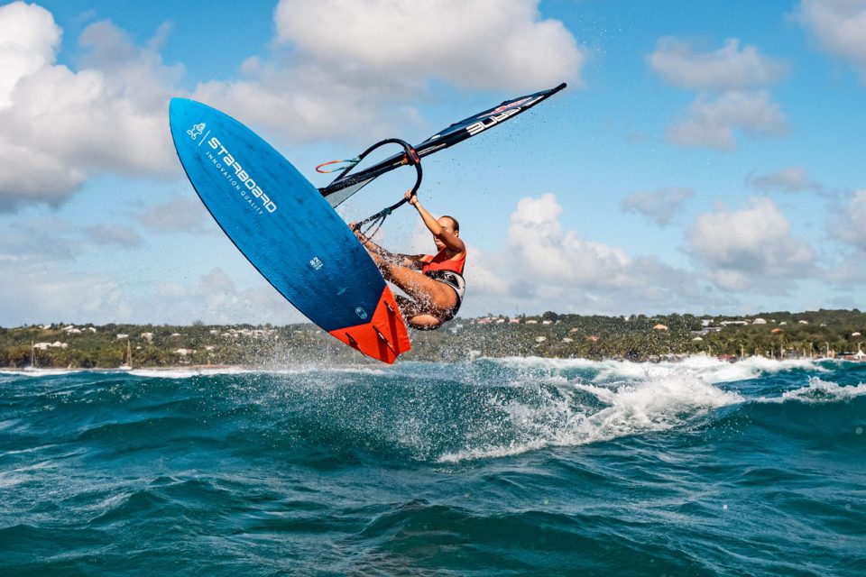 Windsurf MagazineSTARBOARD ULTRA 82 TEST REVIEW 2024
