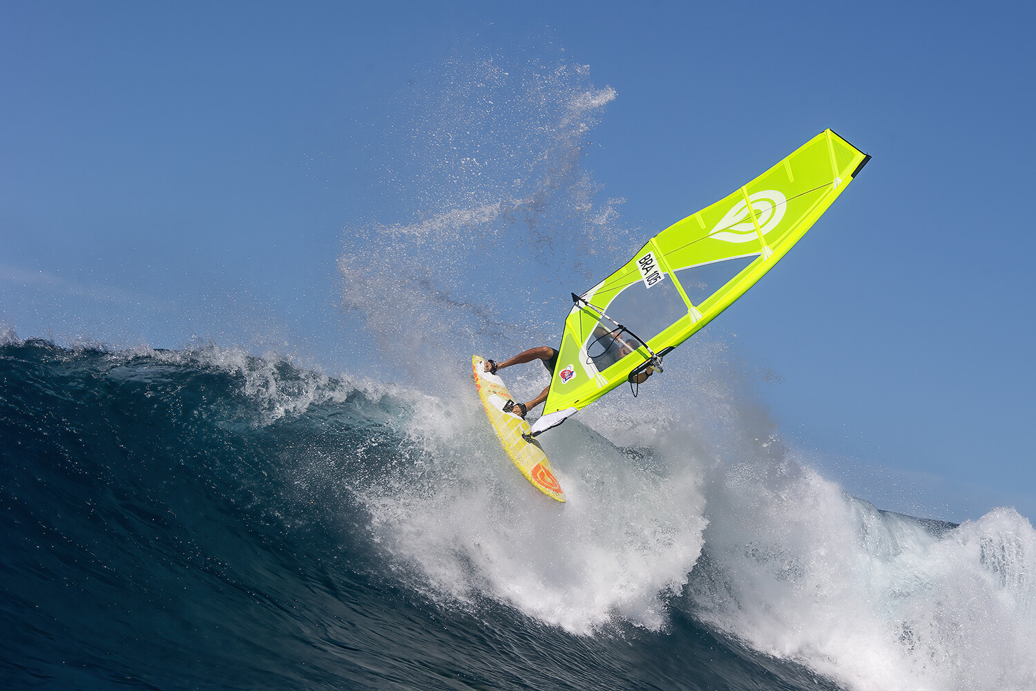 Windsurf MagazineGOYA CUSTOM 4 PRO 89 TEST REVIEW 2024