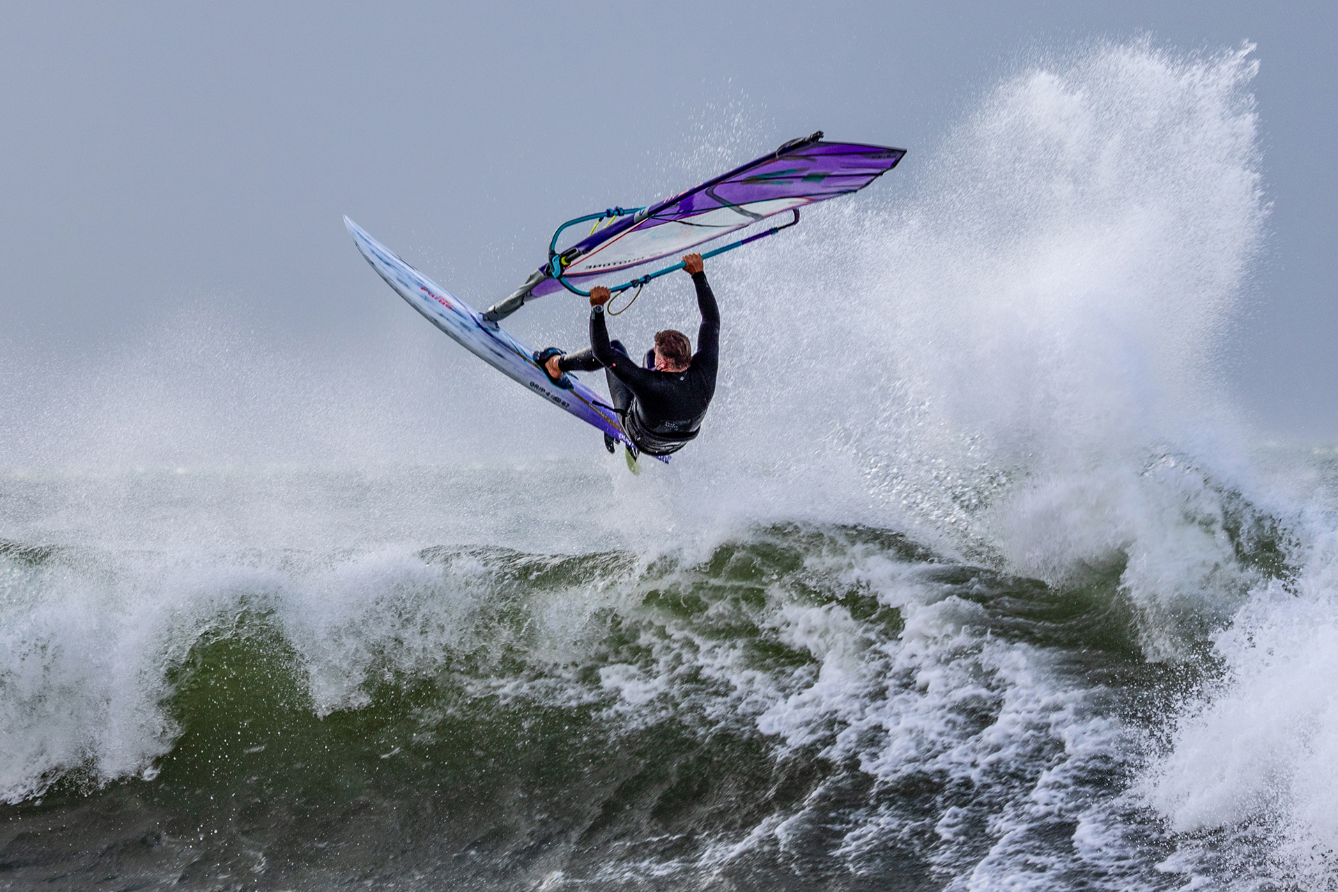 Windsurf Magazine OnlineMAYO MAYHEM GOES OFF! | Windsurf Magazine Online