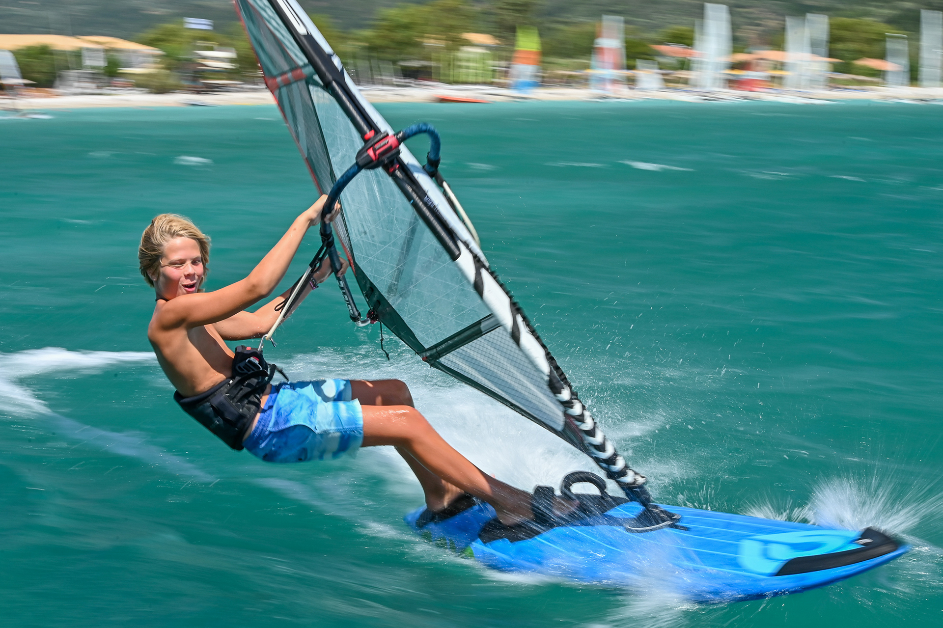 Windsurf Magazine OnlineWHEN SCOOL IS OUT-GET THEM HOOKED: CLUB VASS ...